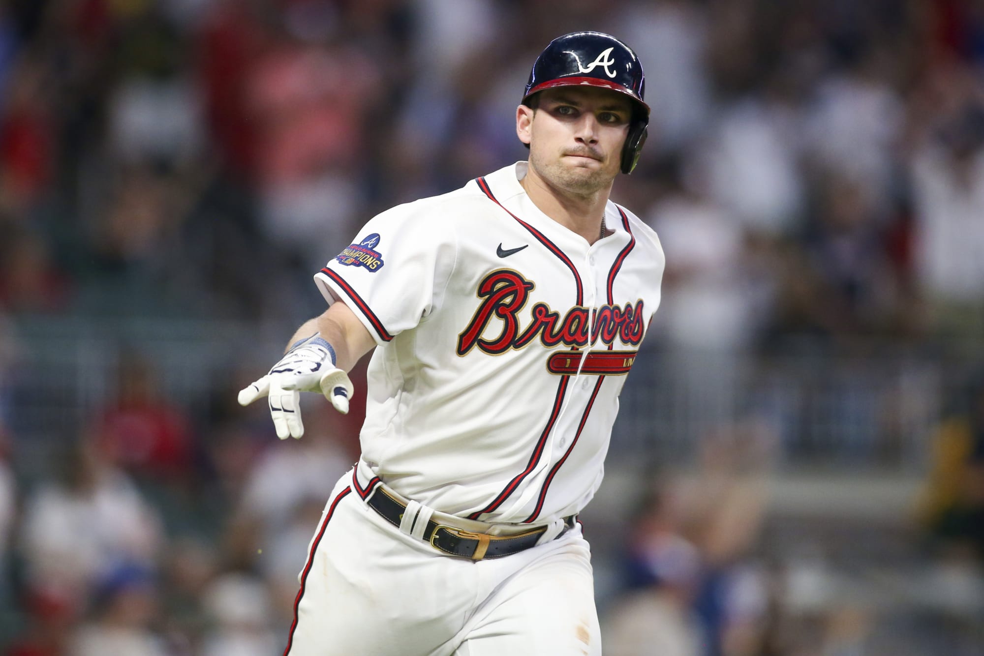 Austin Riley celebra su segundo jonrón con un icónico homenaje a la ...