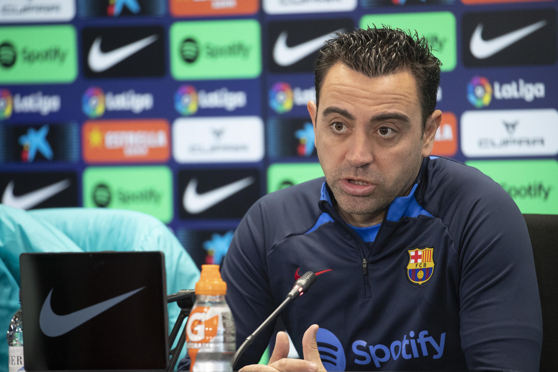 Sigue sin renovar y podría fichar por el Barça en 2024: es una de las ...